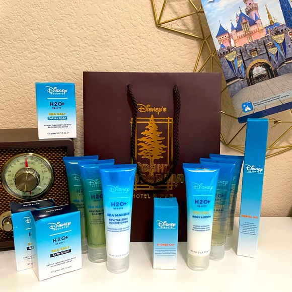 Disney | Bath | Disney Resorts H2 Beauty Collection | Poshmark
